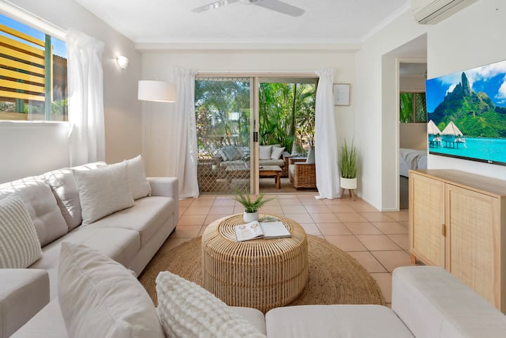 Wallaby Beach House—resort-style Comforts - Cairns