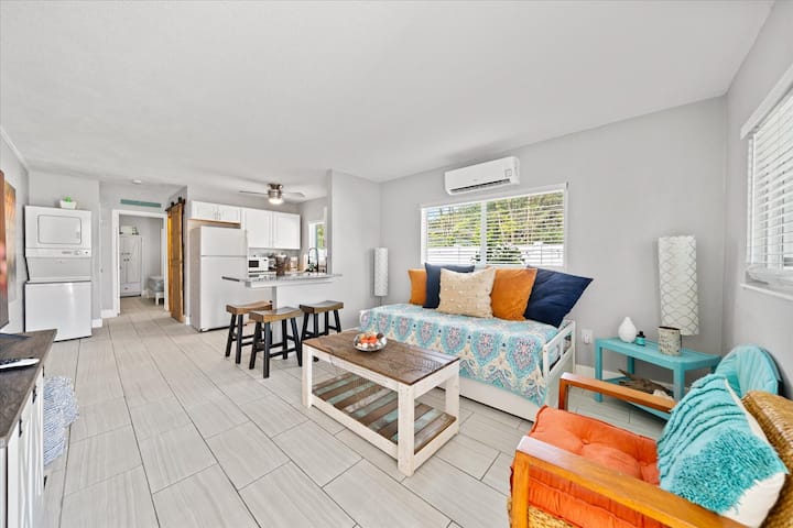 Beachside Pet Friendly 1-bedroom Apartment - Cocoa Beach, FL