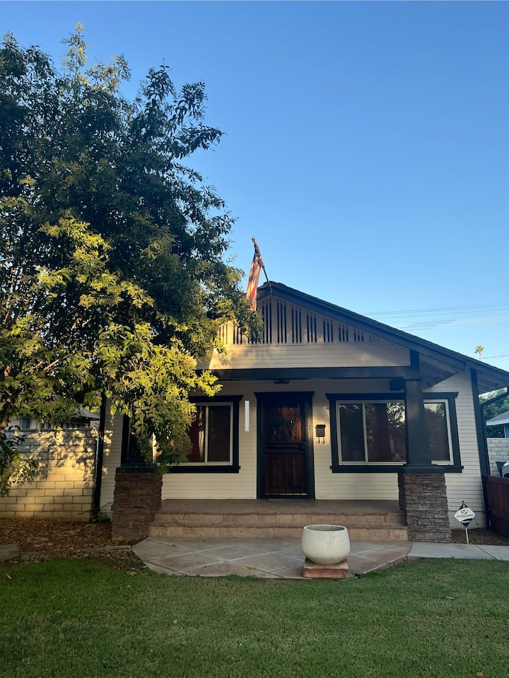 Wood Street Home - Castle Park, Riverside