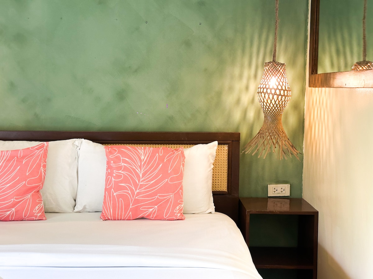 Pool and Jungle View Room in a Resort-room2 - Hotels for Rent in ...