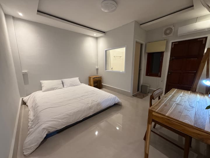 Friendship Stay Vientiane Private Room - Patuxai - Laos