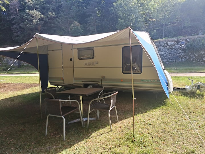 Loue Caravane 1 à 4 Personnes. - Langogne