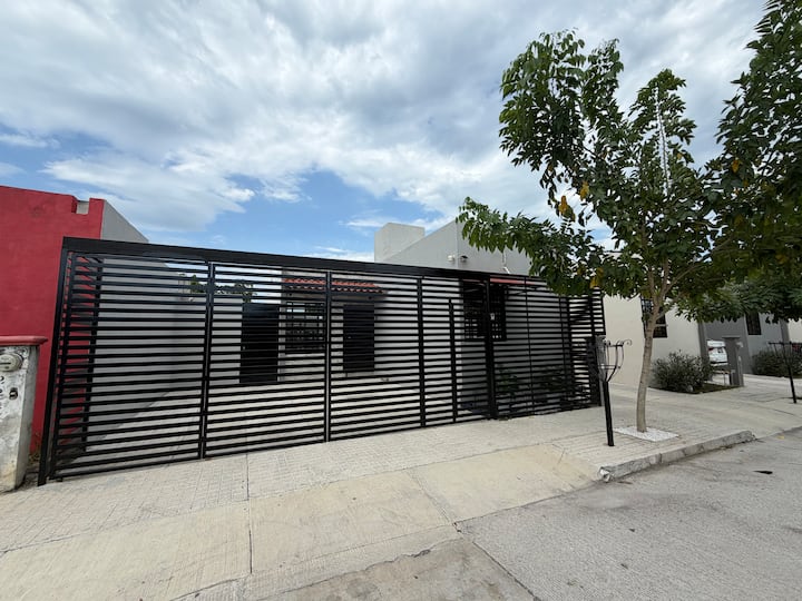 Casa Andares, A/c, Cerca Universidad Y Hospital - Colima