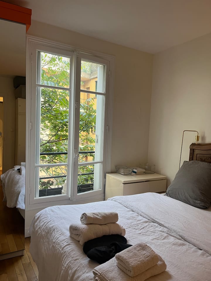 Loue Chambre Dans Un Appartement - Paris