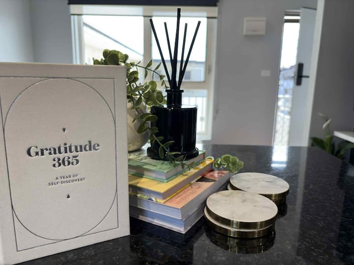 Parkdale Gem – Walk To Beach, Wine & Vibes - Mordialloc