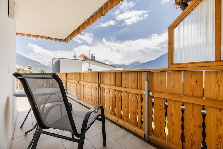 1 Relax S – Moderne Ferienwohnung Mit Pool - Burgeis