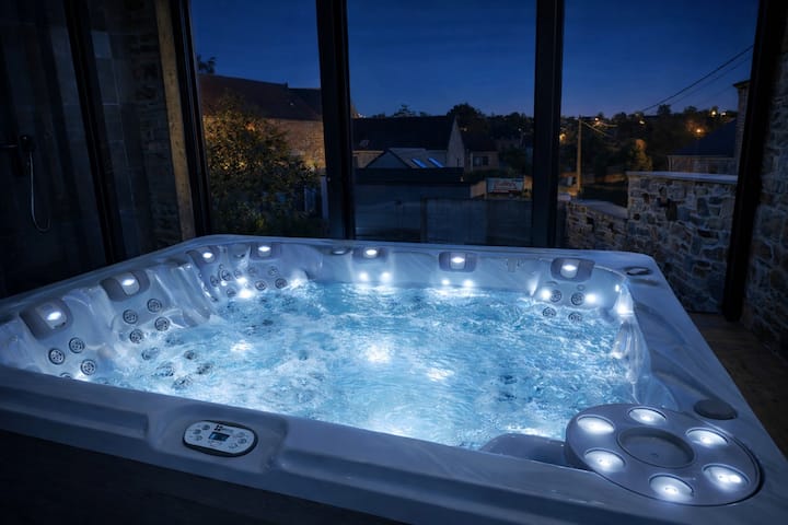 3 Waters Spa - Loft Luxe Bien-être Avec Jacuzzi - Givet