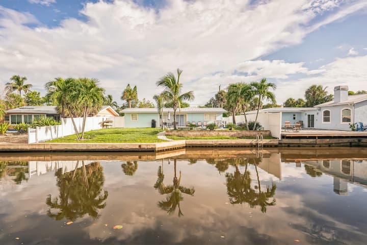 Walk To Siesta Key Beach, Canal-side Sarasota Home - Siesta Key, FL