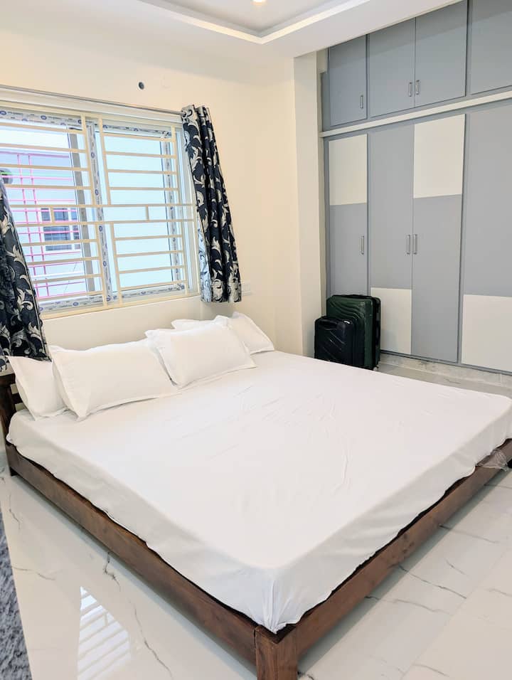 Vista Home -Vizag Homestay Near City Hotspots! - Visakhapatnam