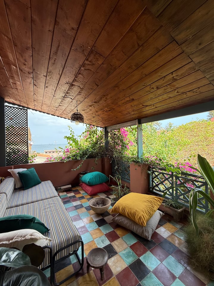 ÉVasion Insulaire : Maison à Louer Ile De Gorée - Dakar