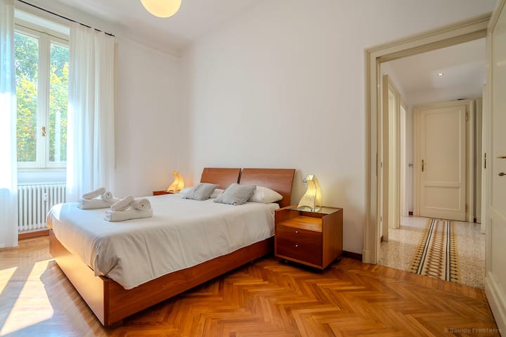 Metro Elegance Home-spacious Living & Urban Charm - Sesto San Giovanni
