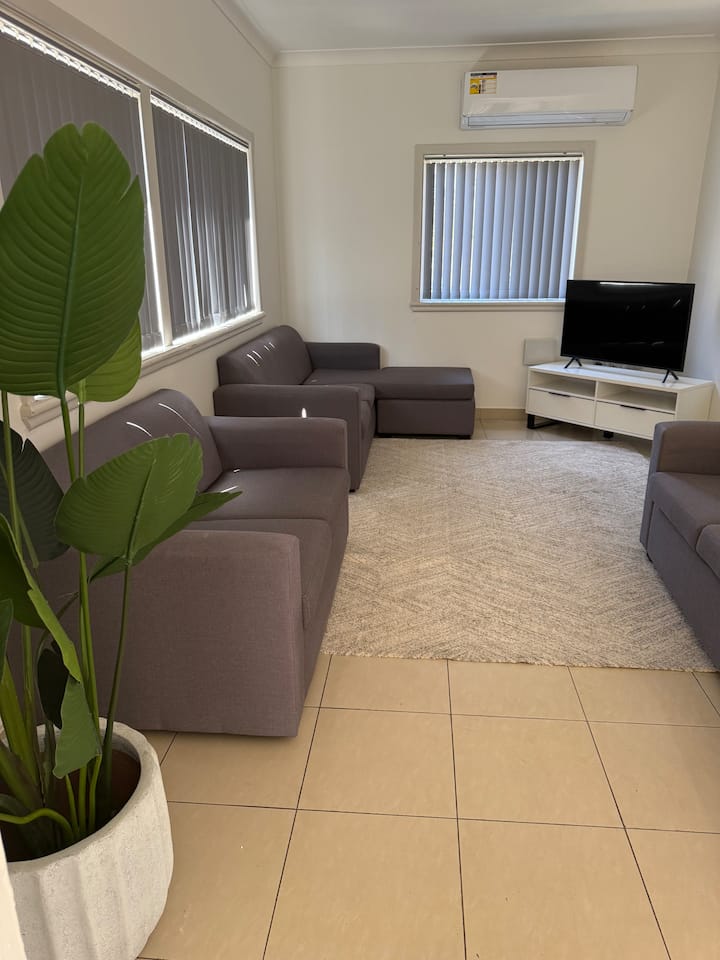 Nice And Cosy Warm Home Close To Station - Fairfield