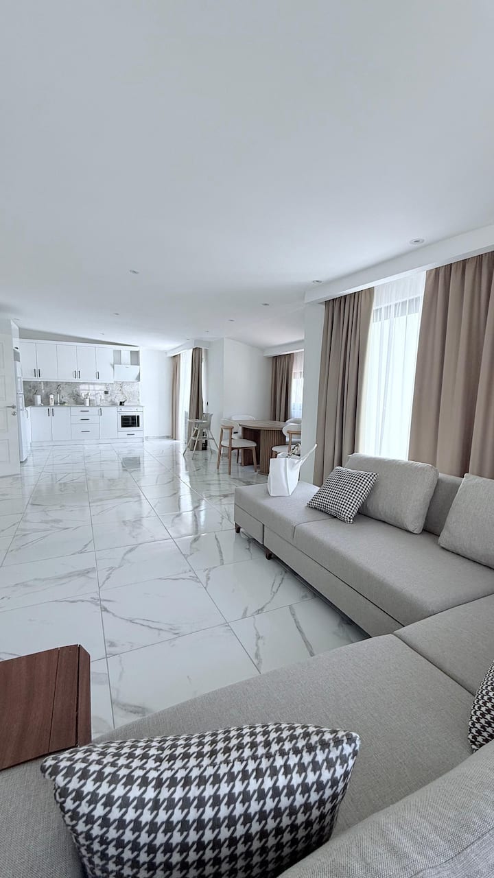 3-к квартира в центре район Клеопатра - Alanya