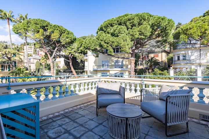 Monolocale Mansardato Con Terrazzo - Albenga