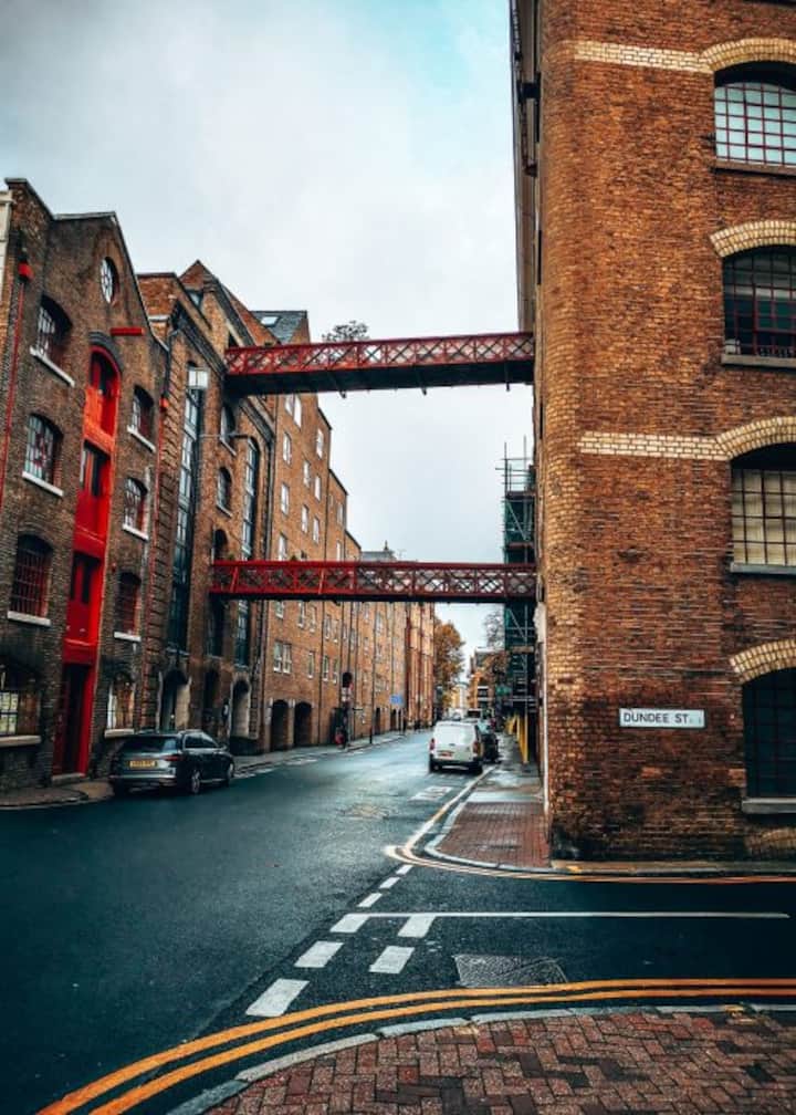 Close To Spencer Dock 3 Bedroom Apartment - Dublin