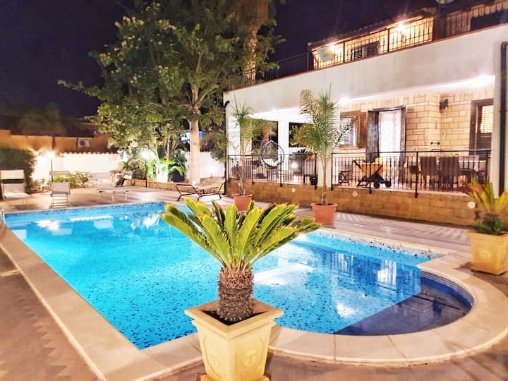 25 Min To Cefalù Pvt Pool+4 Bedrooms 150m From Sea - Termini Imerese