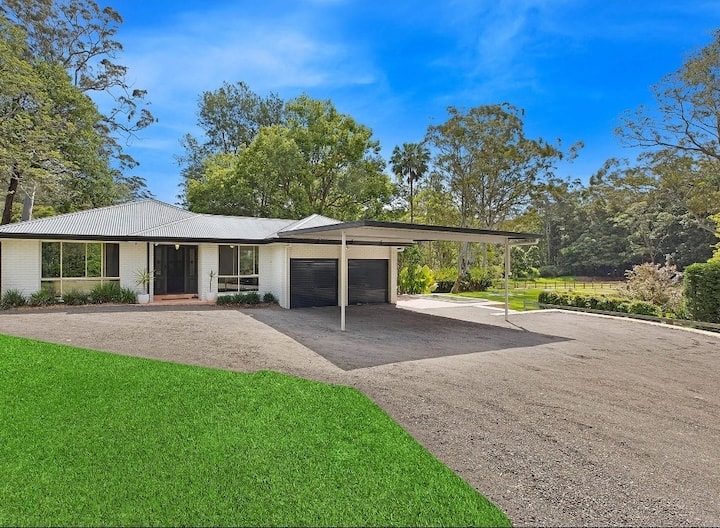 The Cheeky Donkey Retreat - Terrigal