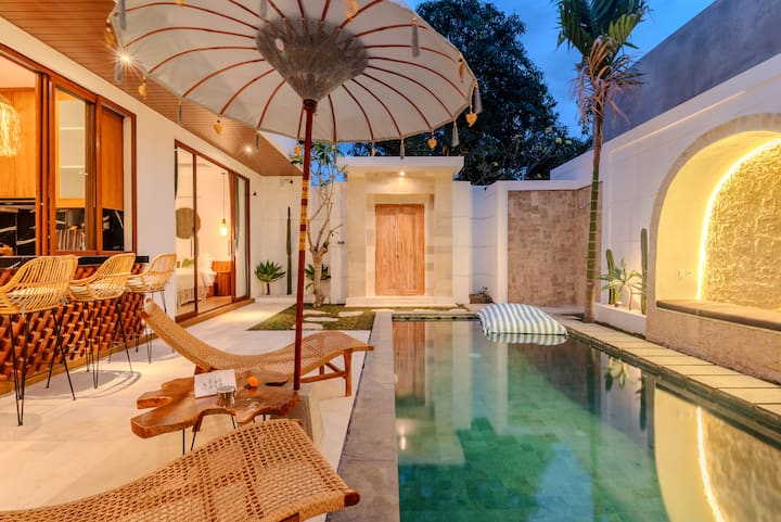 Luxury Villa Seminyak, Legian And Near Beach - Legian