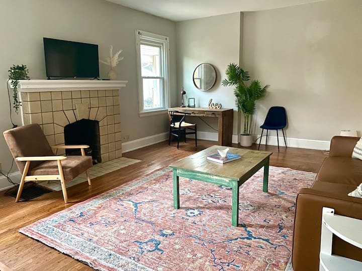 Cozy 1 Bedroom Oasis - Cincinnati, OH