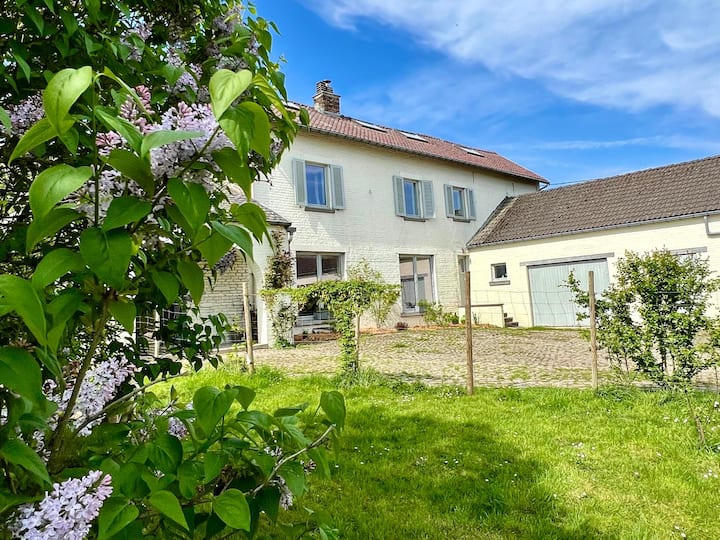 Ravissante Petite Maison Rénovée Meublée - Nivelles