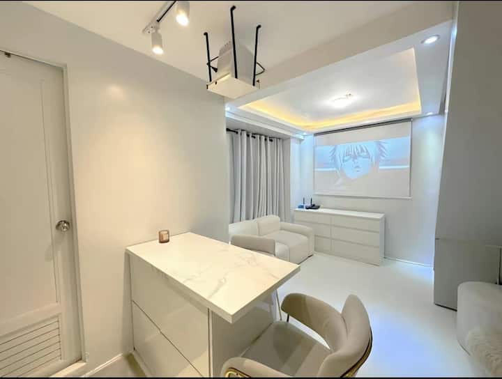 Cozy City Condos Staycation2- Pool, Netflix, Games - Manila
