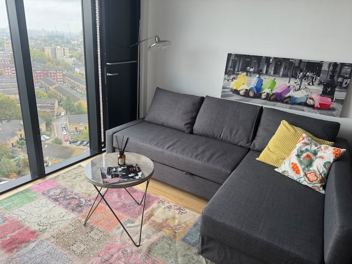 Stunning View, Entire 1+1 Flat With Kitchen London - London