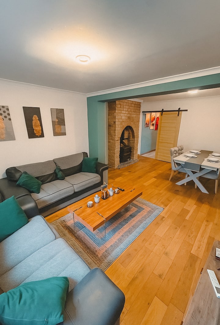 Discount For Contractors & Long Stays +Freeparking - Birmingham