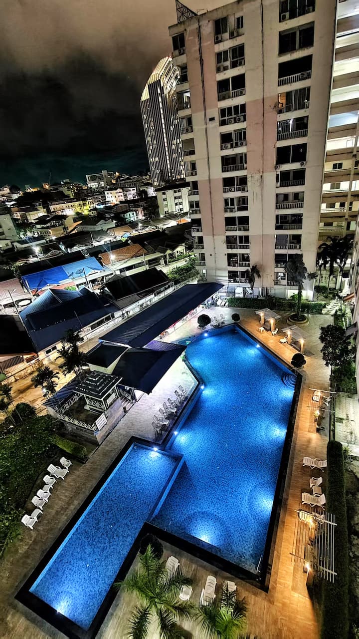 芭提雅市中心/泳池公寓/芭提雅海滩/步行街/空调/阳台/独立卫浴/阳台/空调 - Thaïlande