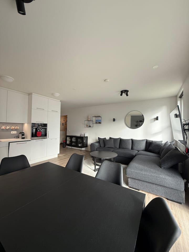 Modern Apartment In Kópavogur - Reykjavik