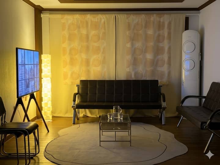 (New) 작은 공원과 산책로로 이어지는 사찰탐방 #경주감성 #프라이빗하우스 #단독주차 - Gyeongju-si