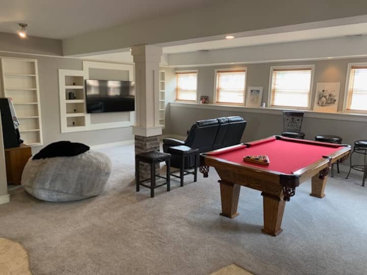 Make Yourself At Home! Stadiums & Downtown Nearby! - Paradise Park, Lee's Summit