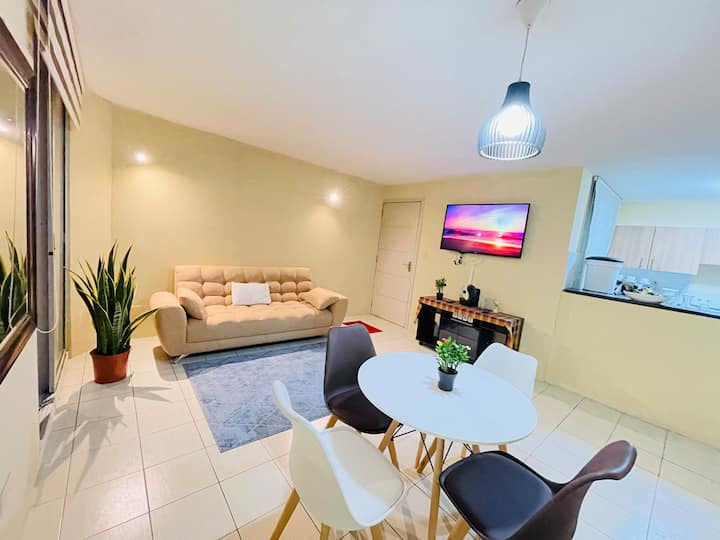 Honey Home“cerca De La Embajada Y Cayalá” - Guatemala City