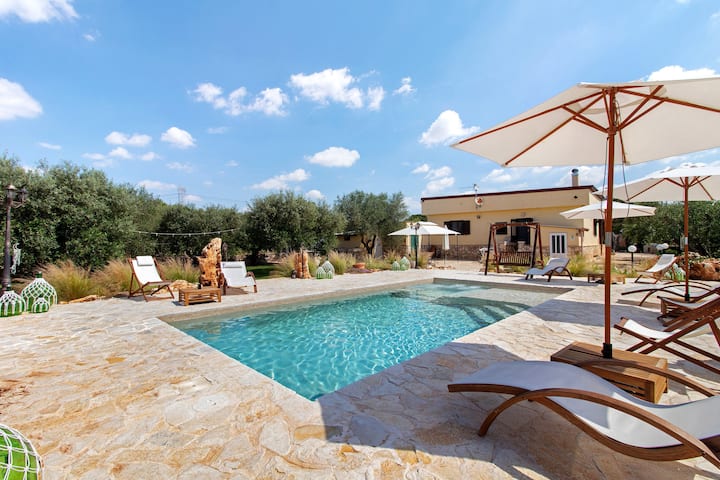 Villa Mario Pool And Relax - Noci