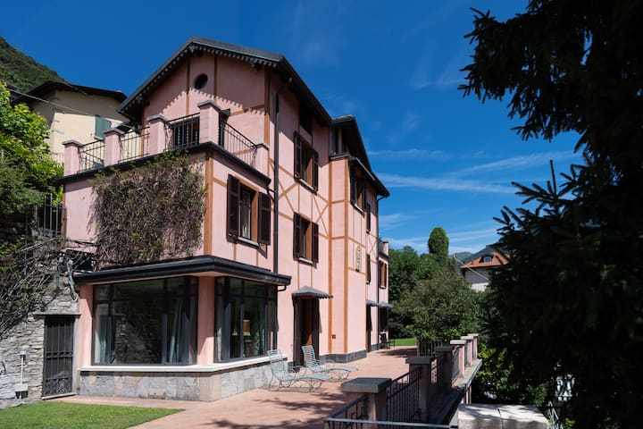 Pink Villa - Liberty Style - Lombardy