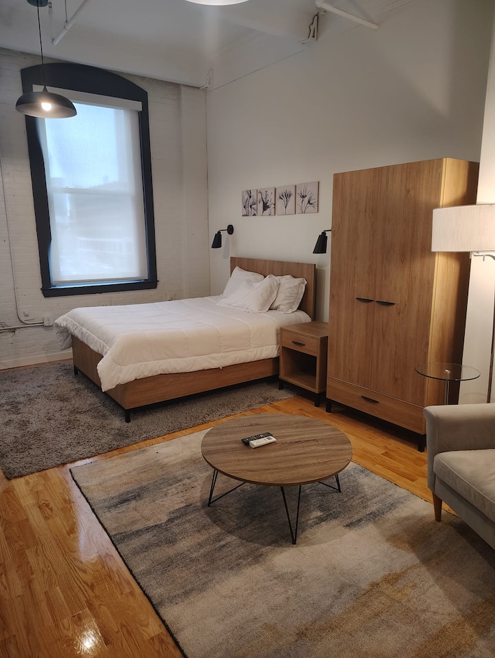 Furnished Private Stu Extended Staytrumbull&pratt - Hartford, CT