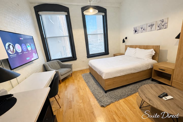 Furnished Private Studio Elevator Trumbull & Pratt - Hartford