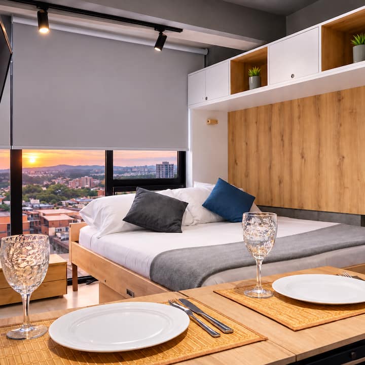 Loft With A/c, Rooftop & Jacuzzi | Tram 3 Min - Medellín