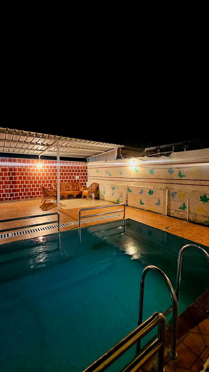 The Bella Vista: Luxurious Farms - Bhopal