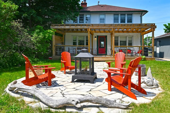 The Major's House (Formerly The Evergreen House) - Picton, Canada