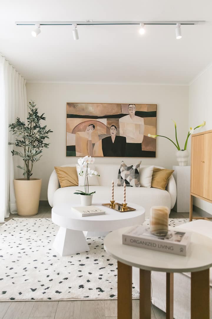 Casa Nueva De 3 Pisos En Condominio Cerrado - Las Condes