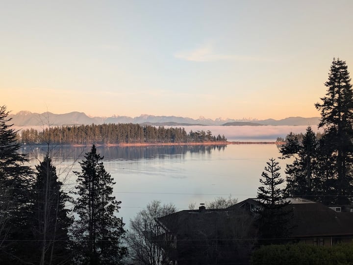 Quadra Island - Ocean Vista Private Suite - Campbell River