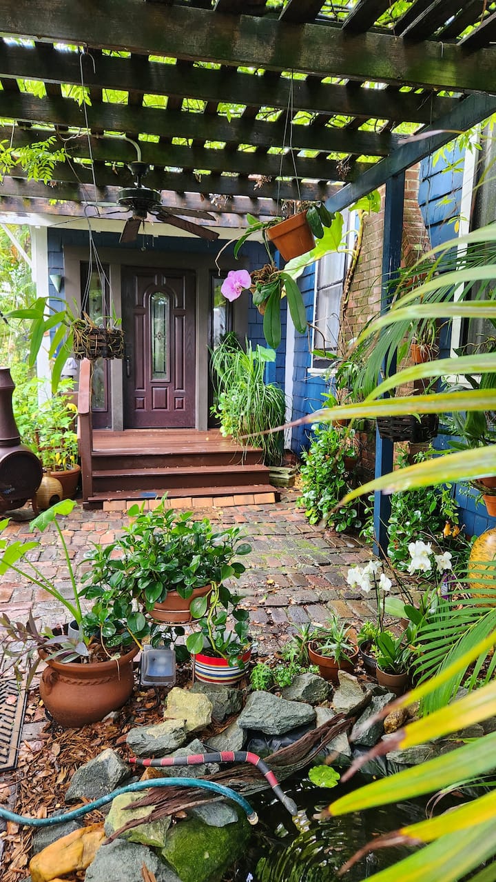 Historic Family Home Centrally Located. - Pinellas Park, FL