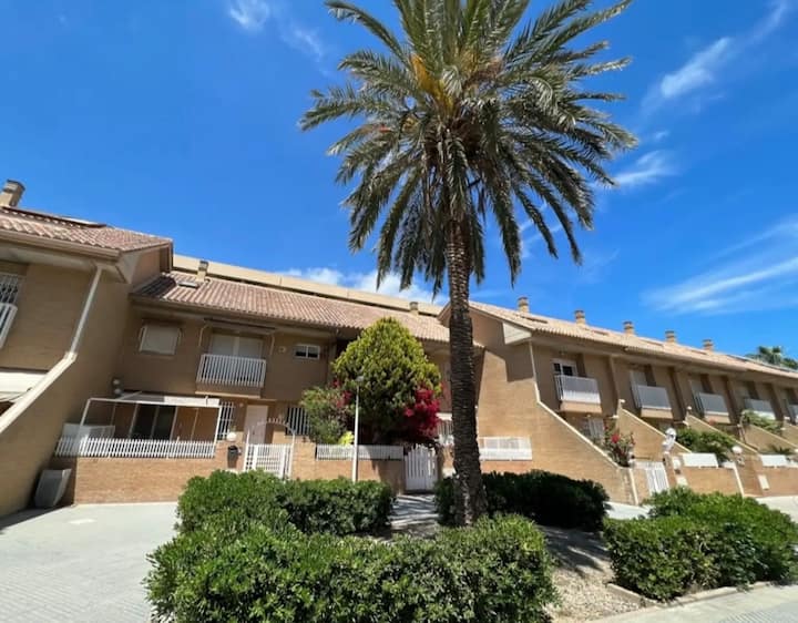 Valencia Beach 5 Bedroom Luxe Home+garage/wifi - Valencia