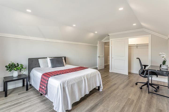 Newly Remodel Home In Sj Free Laundry/wifi/laundry - San Jose, CA