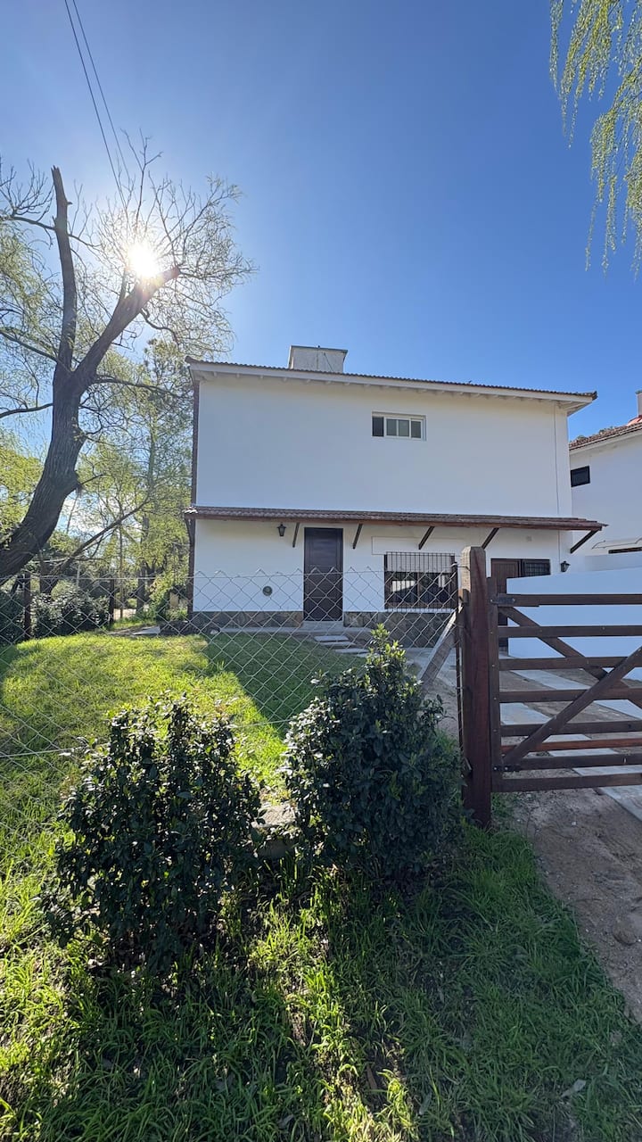Casa Vacacional En Zona Norte De Villa Gesell - Villa Gesell