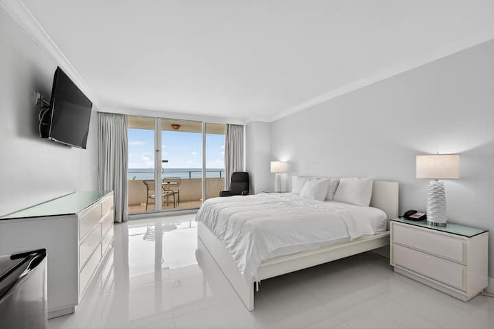 Ocean Oasis - Fort Lauderdale