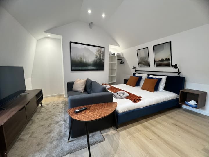 Suite - King Bed - Parking Public - Calme - Arras