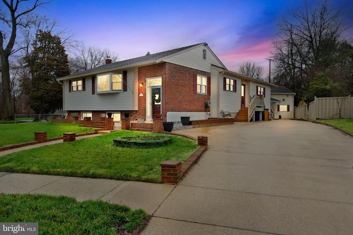 Quiet 2br/2ba Family Stay Pet Friendly, Sleeps 6 - Rockville