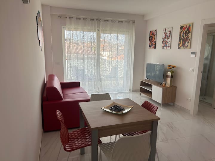 Garibaldi House - Appartamento Nizza - Avezzano