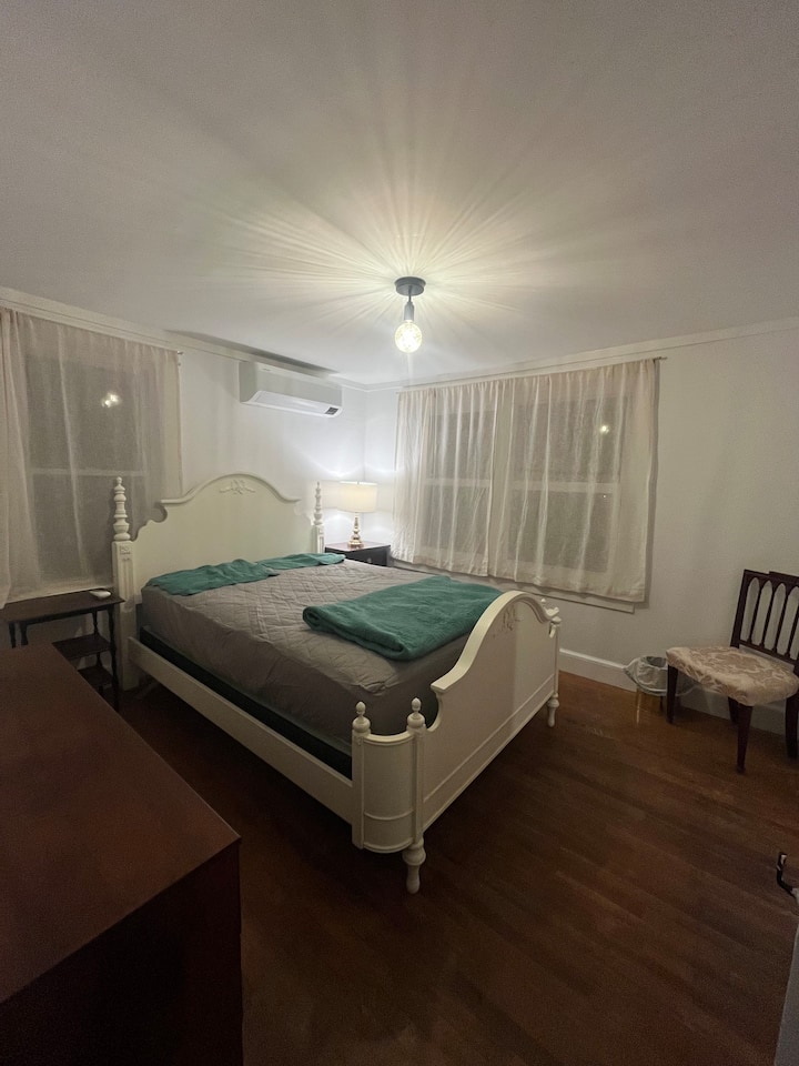 1920s Bungalow Apartment Near The Beach - Bar Harbor, ME